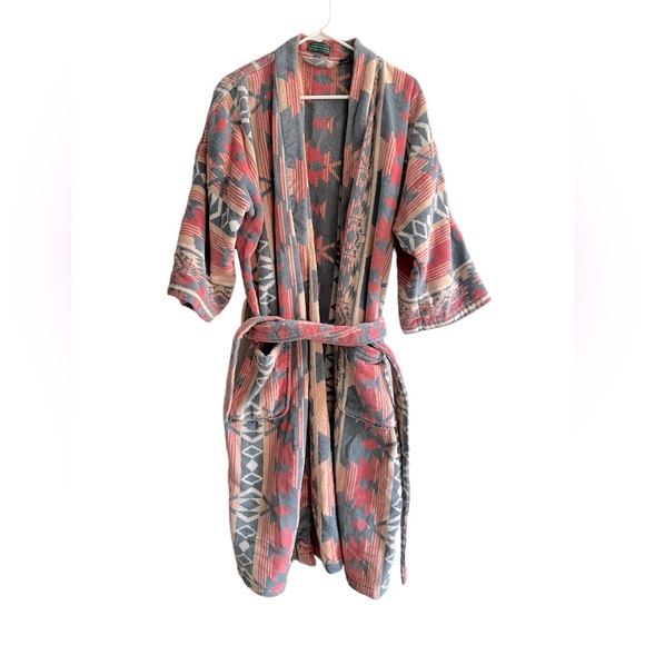 Vintage | Other | Vintage Clubfellow 8s90s Plush Aztec Robe Os | Poshmark